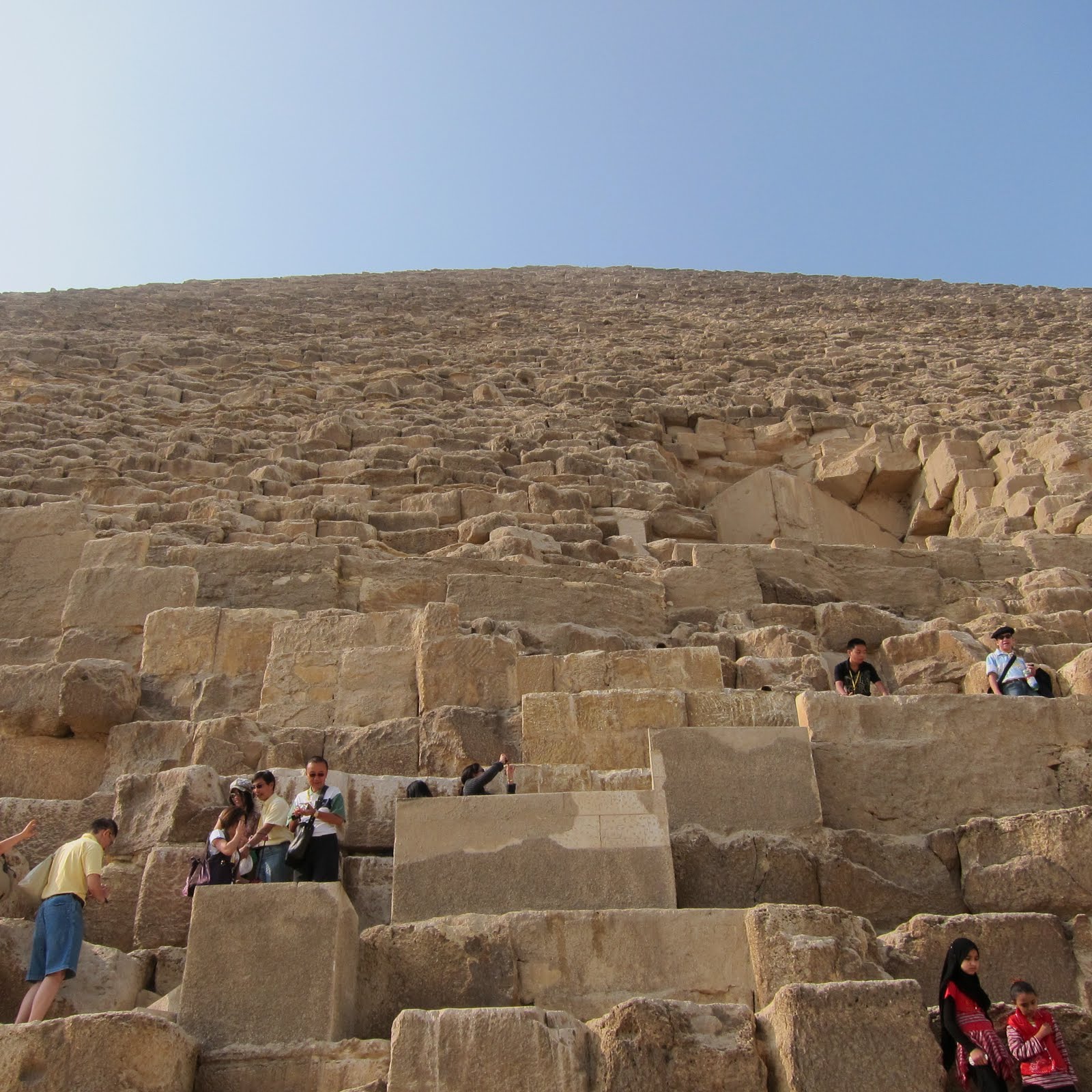 3748miles: The PYRAMIDS in Person, and KFC (Egyptian Version)