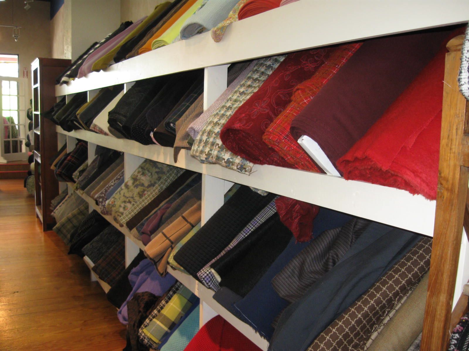 Fiber Antics by Veronica: My Fabric Rep Trek: Textile Fabrics