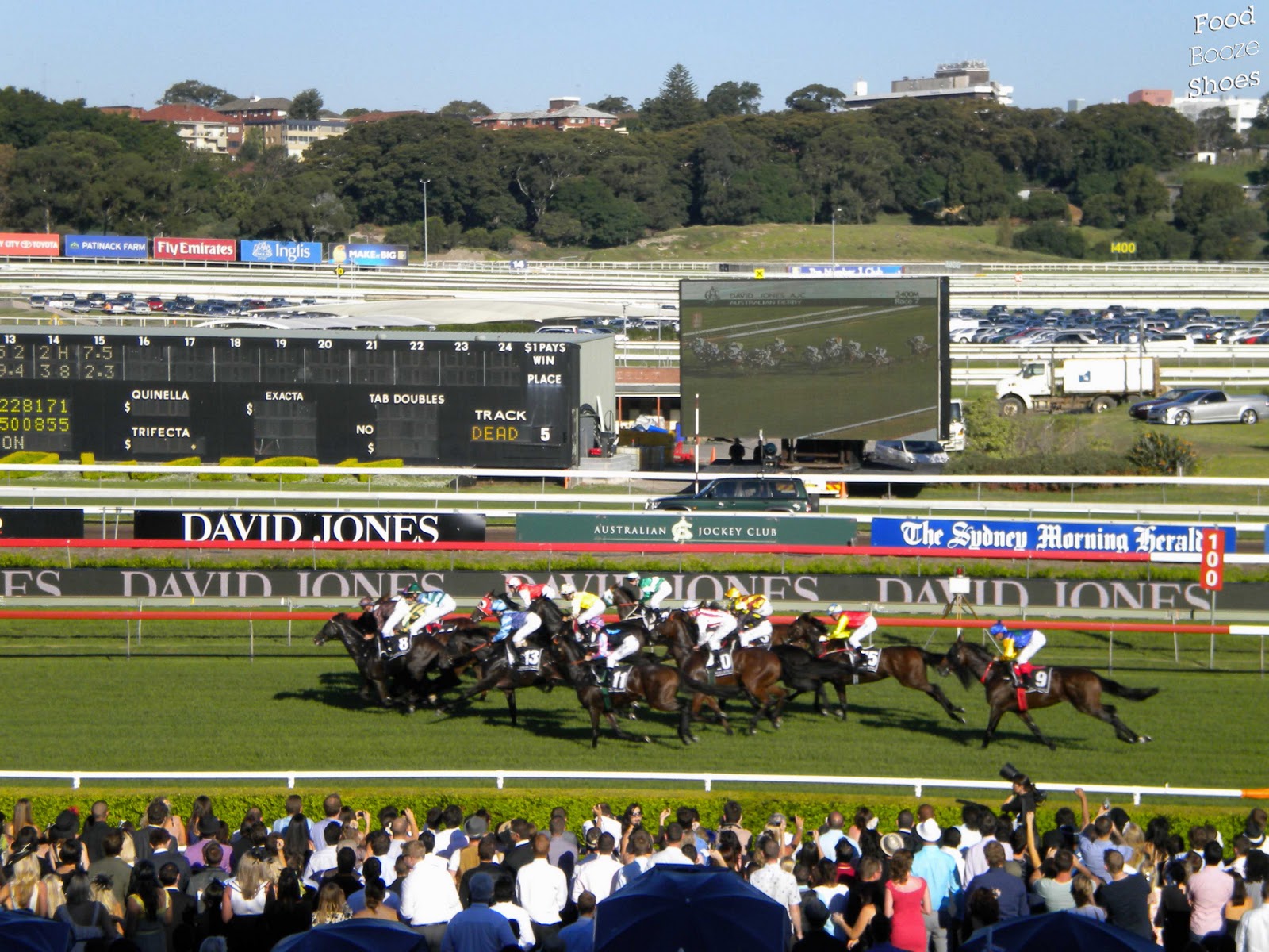 Food, booze and shoes: Off and racing for Sydney Carnival