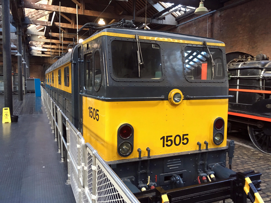 British Diesels and Electrics: Class 77 (BR/Metropolitan Vickers 2 ...