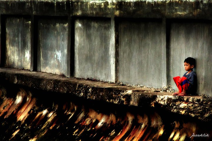 The Social Media Chameleon's Racing Thoughts: THE SAD PLIGHT: MAID IN ...