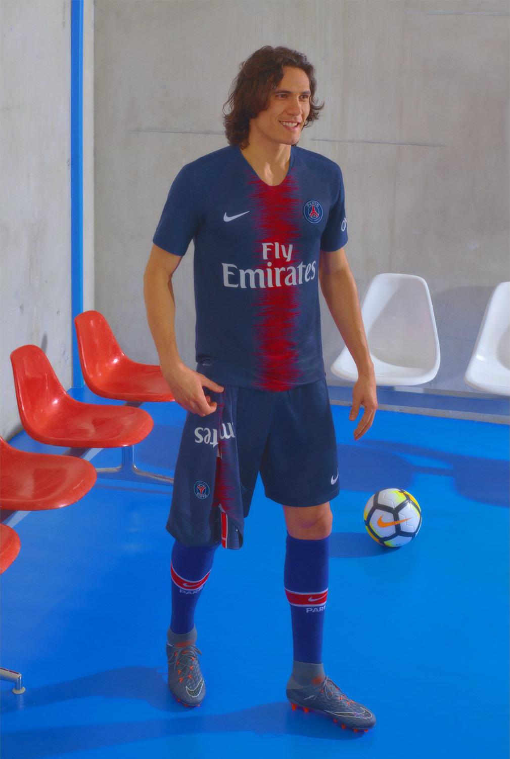 PSG 18-19 Home Kit Released - Footy Headlines