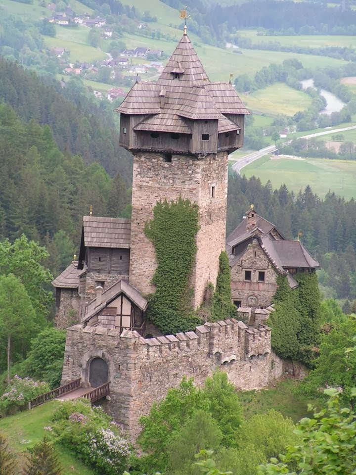 Falkenstein+Castle+(Austria).jpg (720×960)图片_欧美建筑素材图片素材-花瓣网