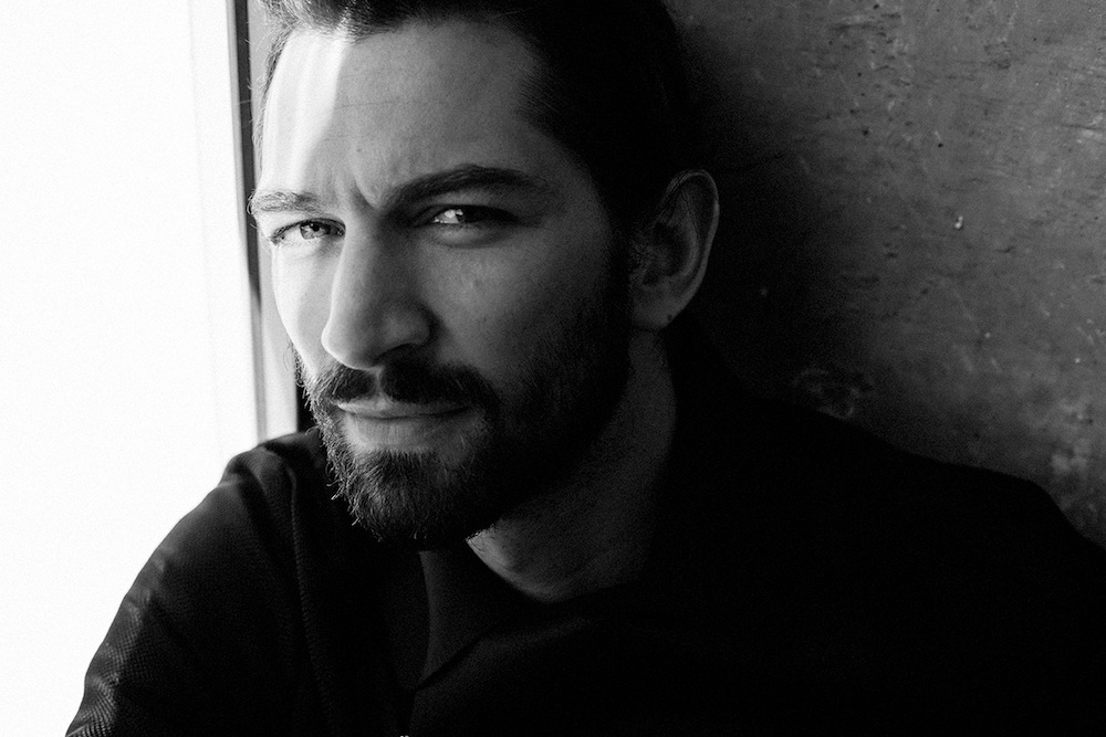 Michiel Huisman by Brian Higbee | Homotography