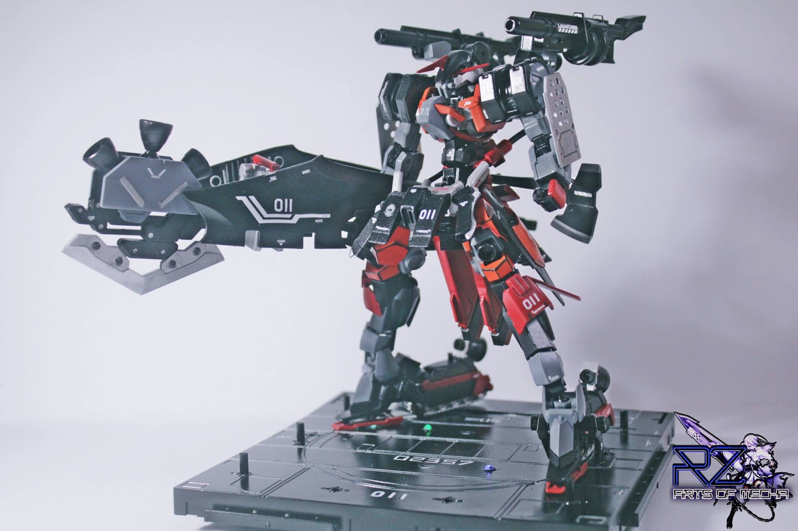 Custom Build: HG 1/144 Unit 11 Megumin Graze