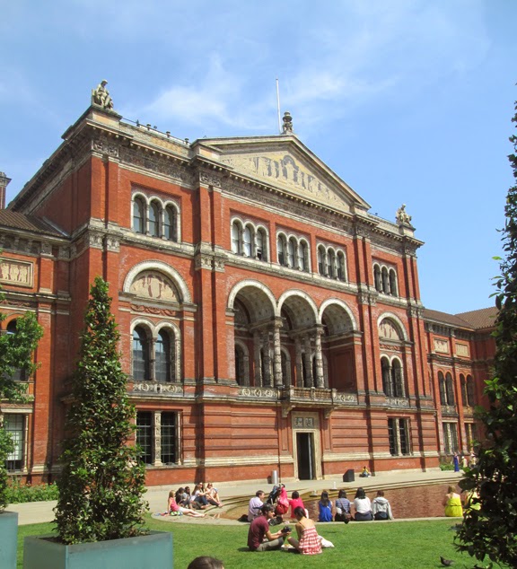 Barbara Brackman's MATERIAL CULTURE: Arts and Crafts at the Victoria ...