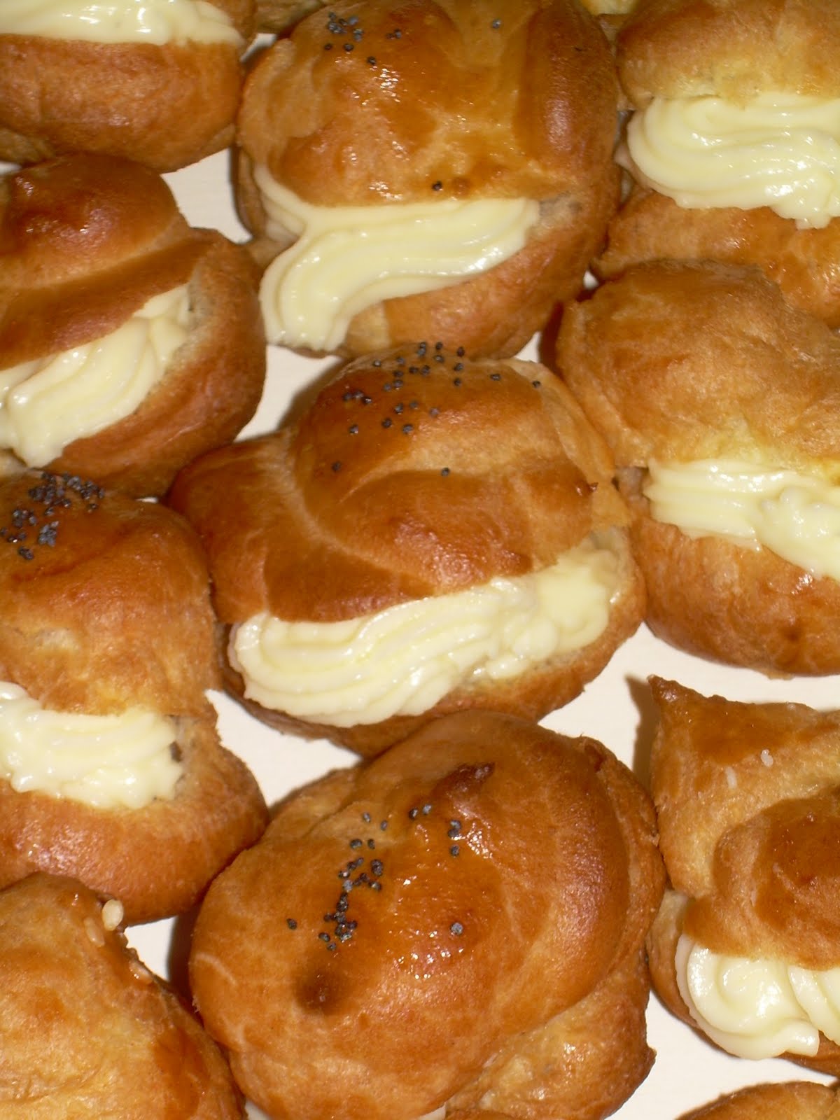 caliethancuisine: PETITS CHOUX APERITIFS GARNIS