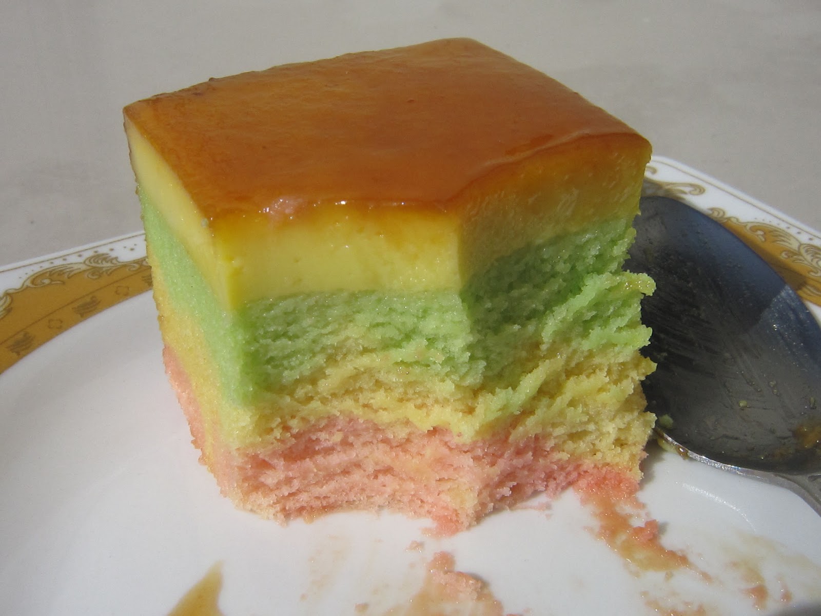 Journal Ibu Hanif: Caramel Pudding Cake atau Kek Puding Karamel