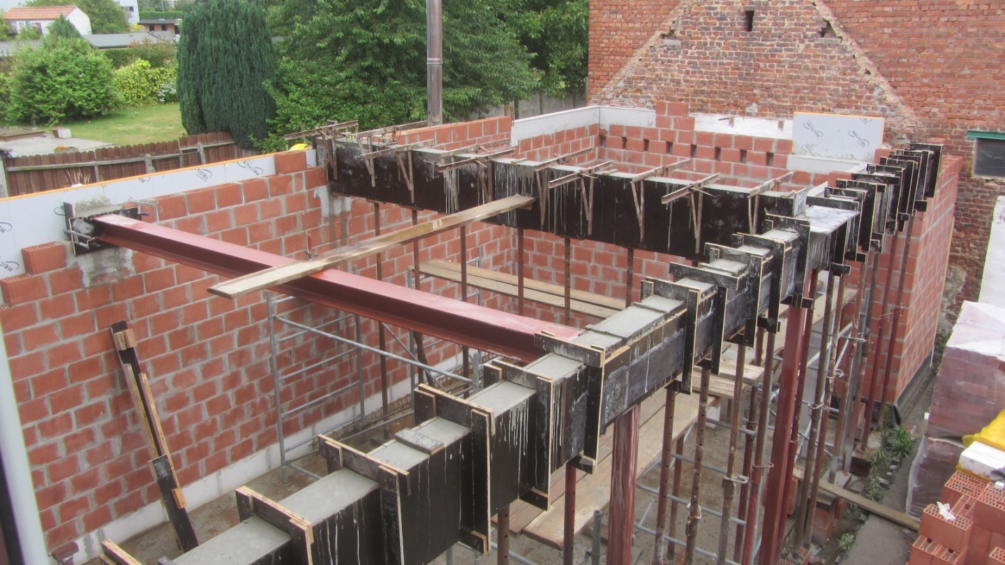 Bekisting Balk 9,35 meter | Bouwinfo