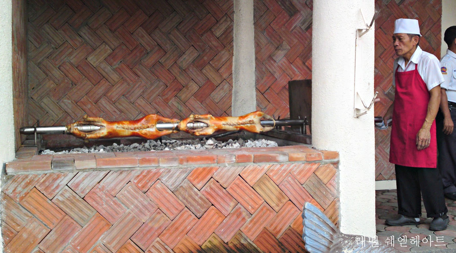 The Rebel Sweetheart.: Isdaan Floating Resto & Fun Park.