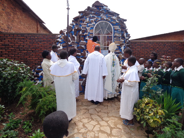 Bikira Mariya: RWANDA_DIOCESE DE BYUMBA: SOLENNITE DE LA FETE DU COEUR ...