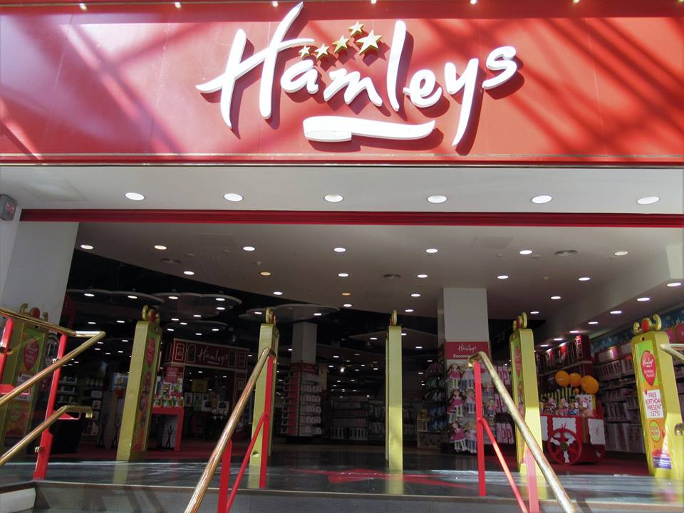 Martin Brookes Oakham: Hamleys Glasgow Scotland UK