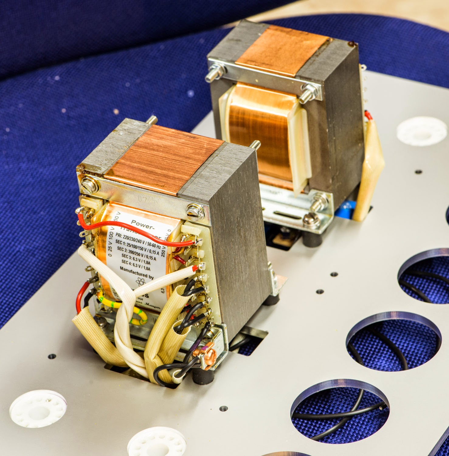 VinylSavor: 6GE5 Mono Amps, Part 2 : Assembly