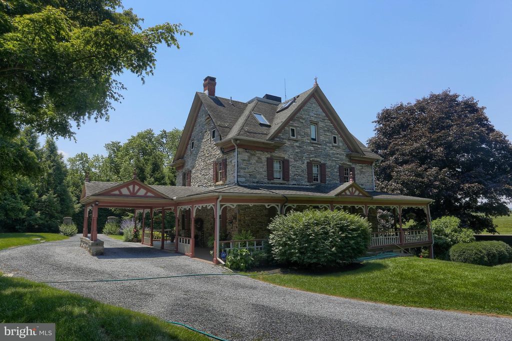 Sweet House Dreams: Spring Garden Farm, 1792 Victorian Farmhouse in ...