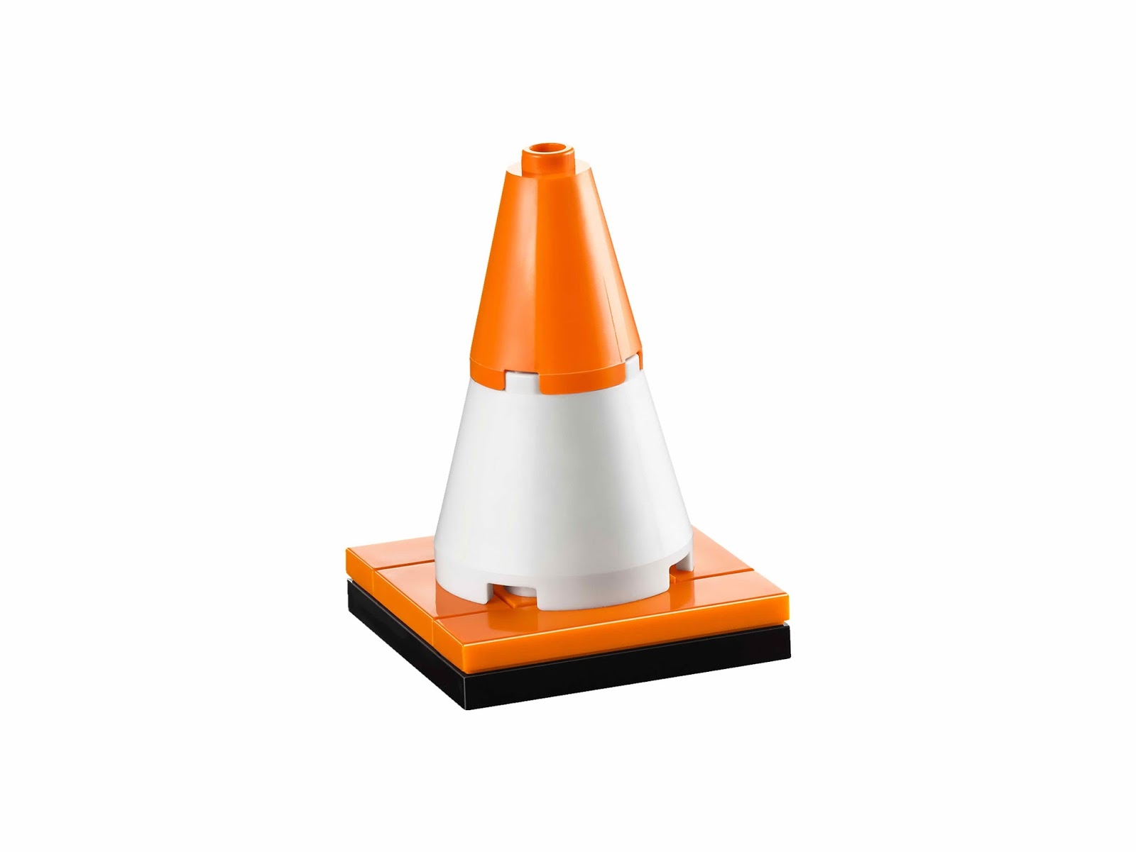 LEGO gosSIP: 070617 LEGO Boost 17101 Creative Toolbox box art and pictures