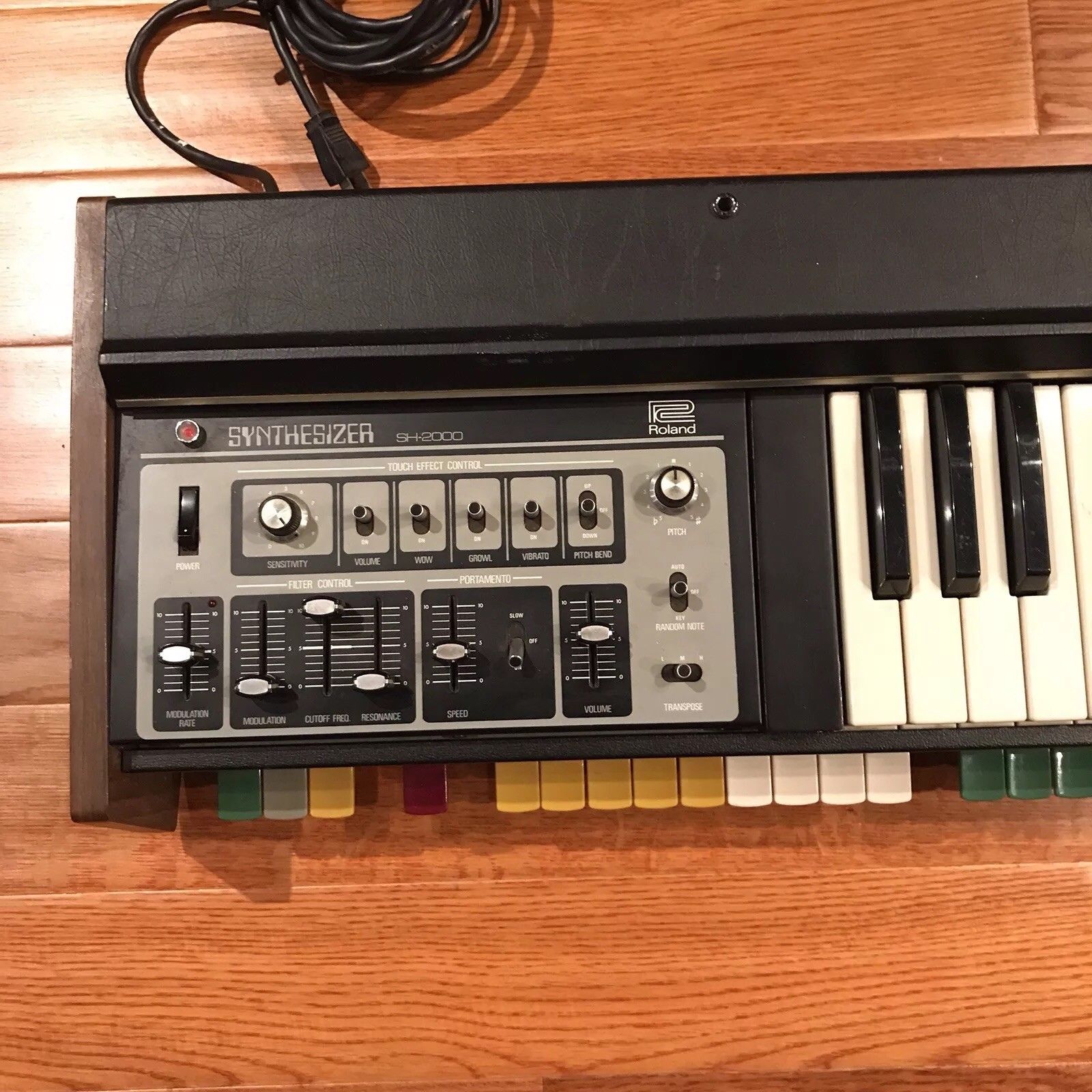 MATRIXSYNTH: Vintage Roland SH-2000 Analog Synthesizer