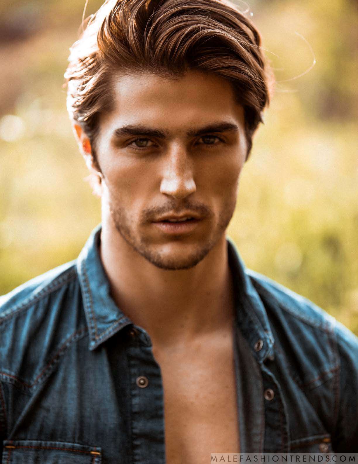 Austin Sikora para Man of Metropolis por Blake Ballard