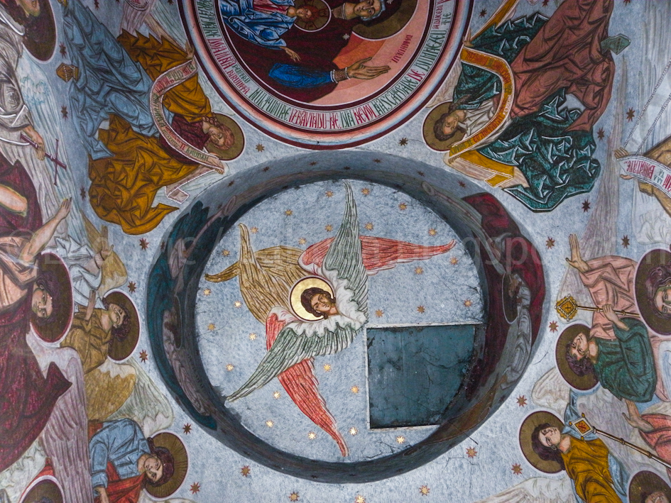 BAHNEA: L'EGLISE ORTHODOXE DE BAHNEA