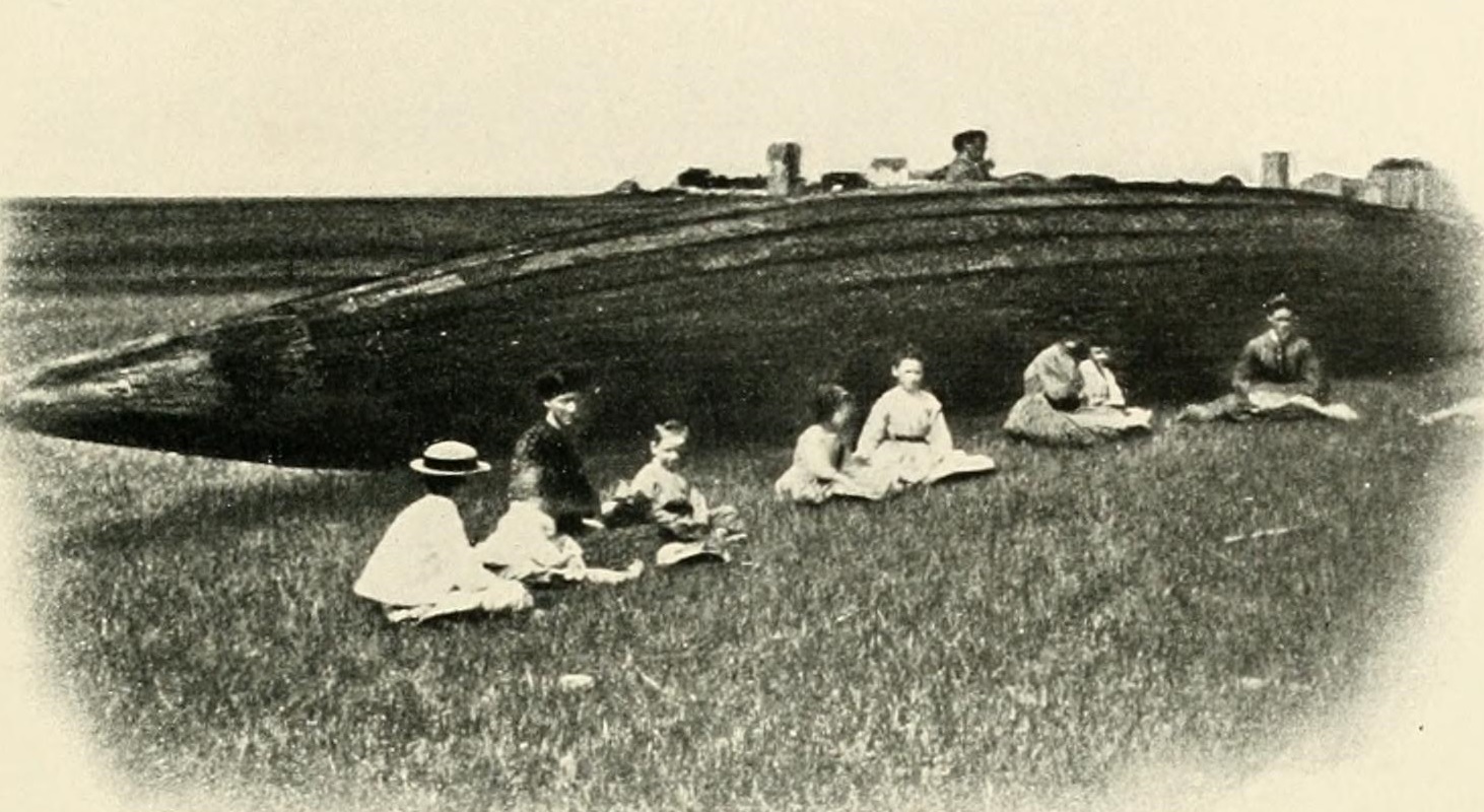 The Chubachus Library of Photographic History: A Group of Women and ...