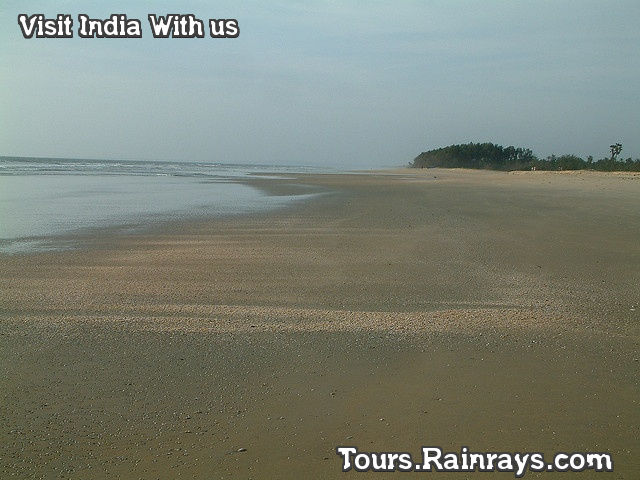 Tourist Attraction India: Varca Beach Goa