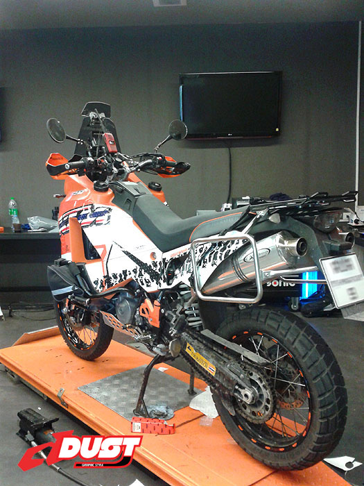 dust-graphic-style: ktm 990 Adventure new graphic..คันแรกในเมืองไทย by ...