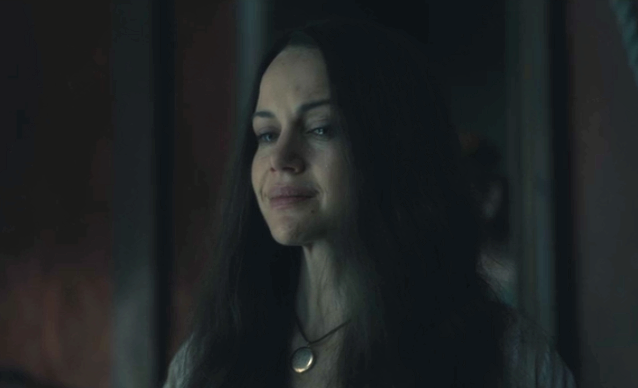 This article was written by Ellys Cartin, Mads, Darthlocke, Sam ...