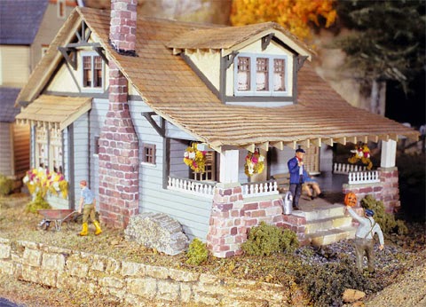 One Hundred Home: House Model Kits