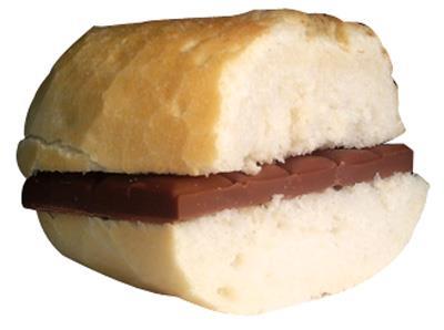 BOCADILLO CON CHOCOLATE CON LECHE