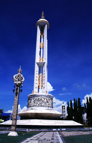 INSTAKALIMANTAN by Hanafi: TUGU-TUGU KOTA MARTAPURA