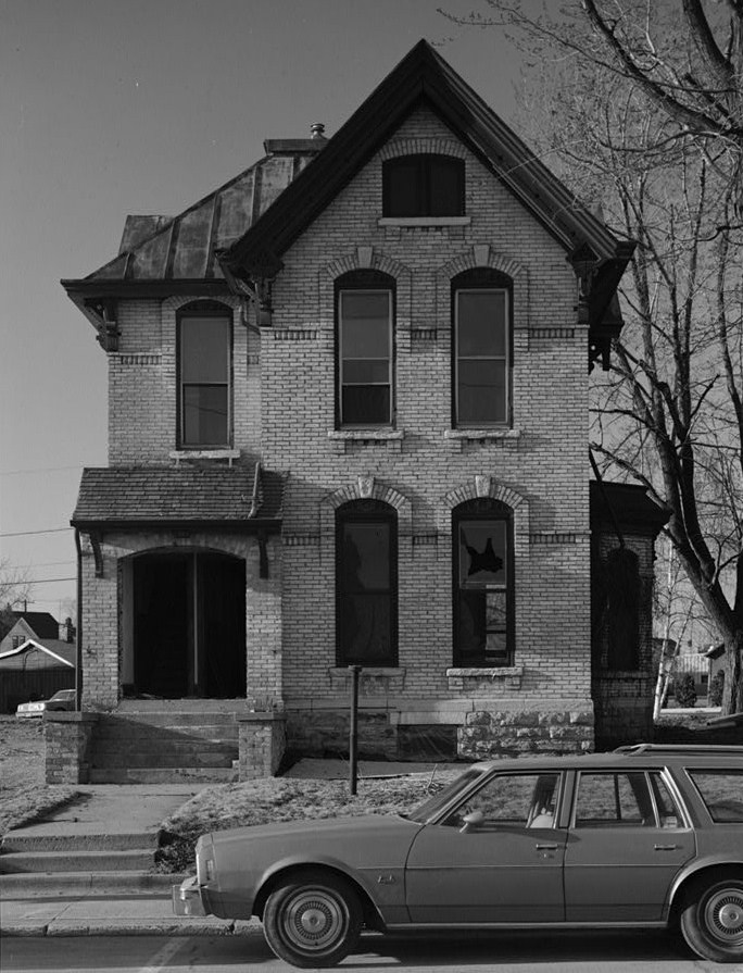 MENASHA: John Marx House