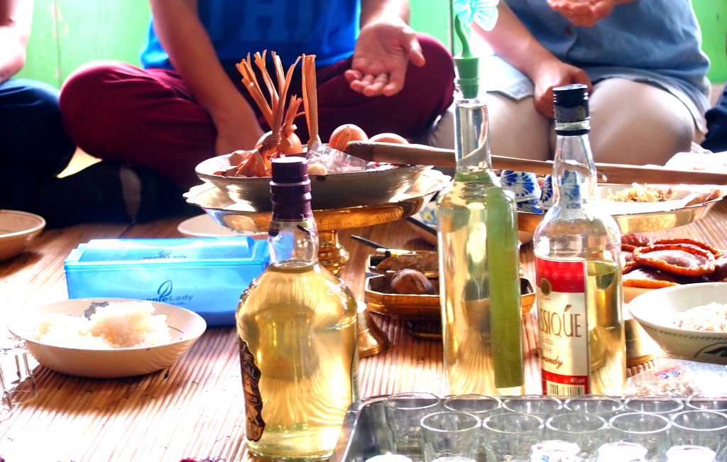 Travelholic: Iban Miring Ceremony to Appease Spirit & Ngajat Dance ...