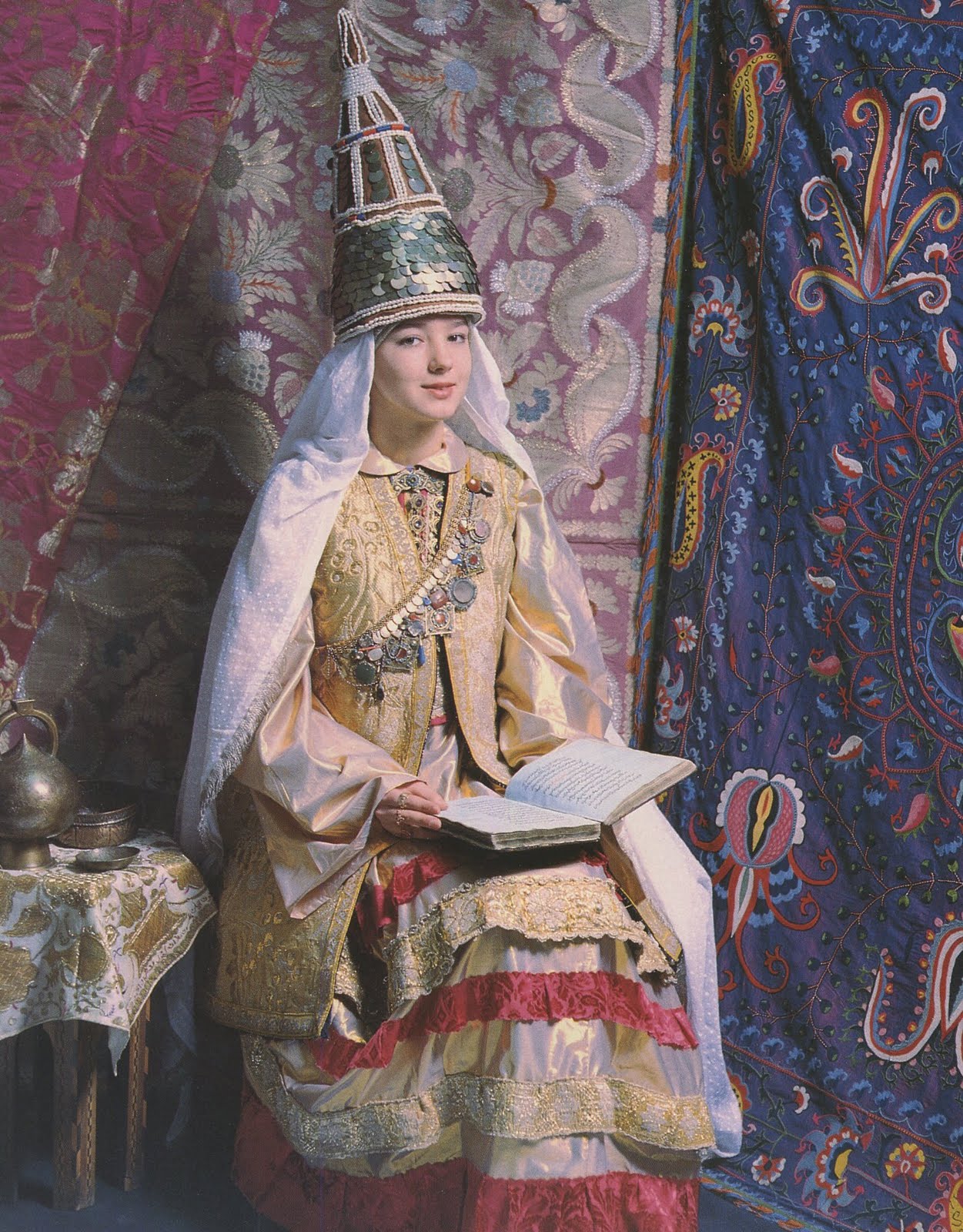 FolkCostume&Embroidery: Kalfak the embroidered cap of Tatarstan