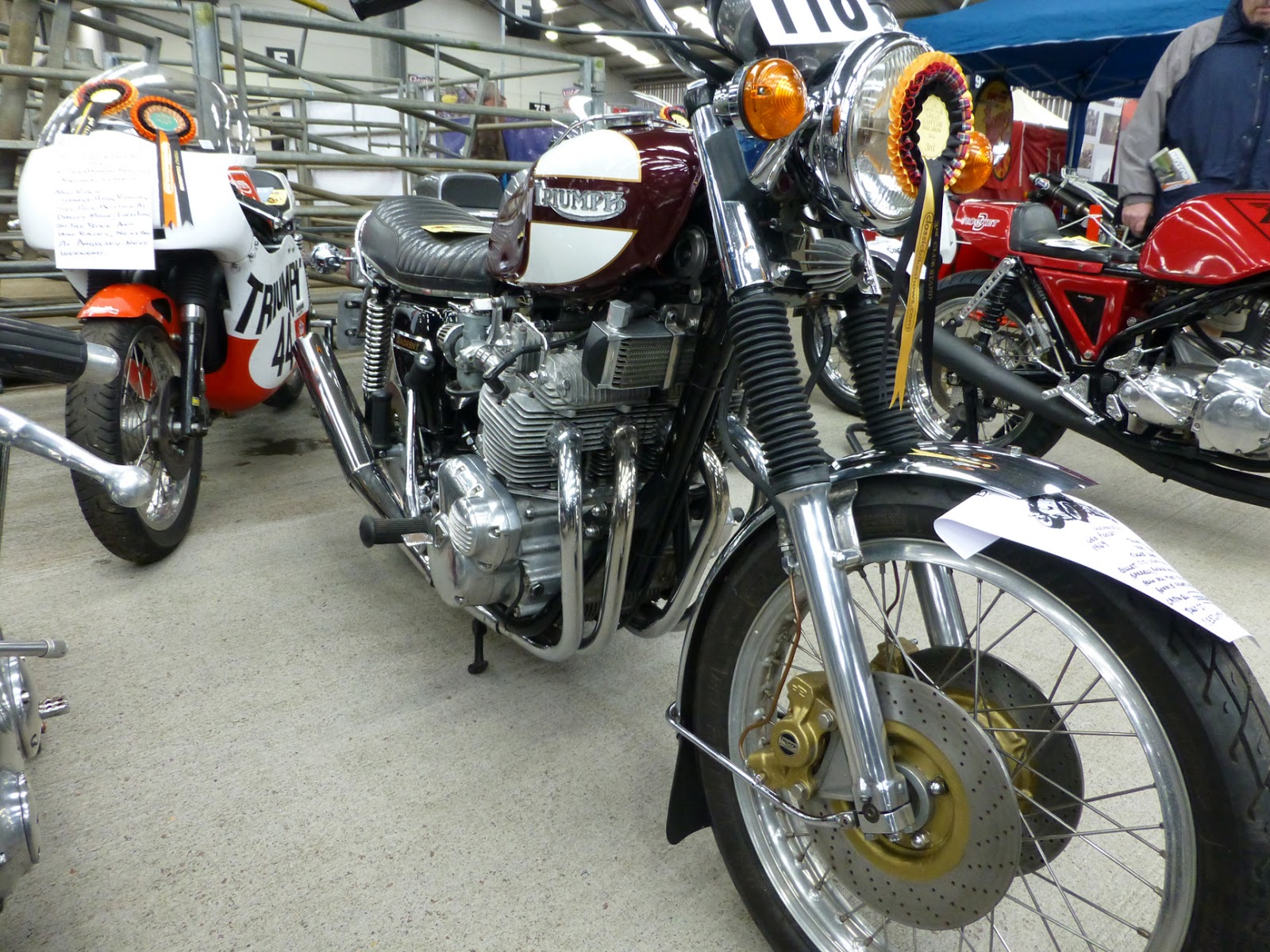 Barries Biking Blether: Triumph Quadrant