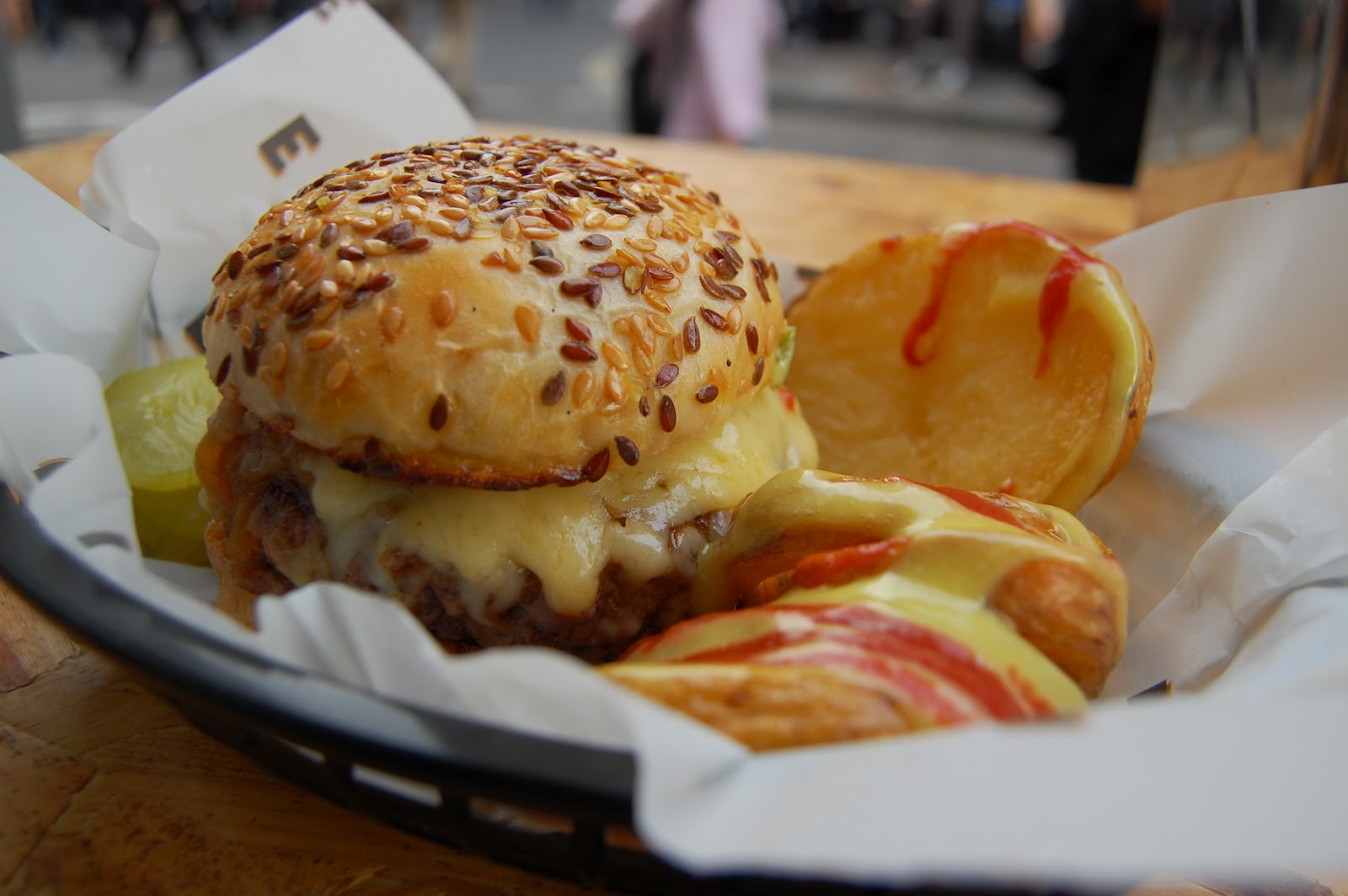 Burger Me! A London Burger Blog: Elliot's Cafe: The burger that blew my ...