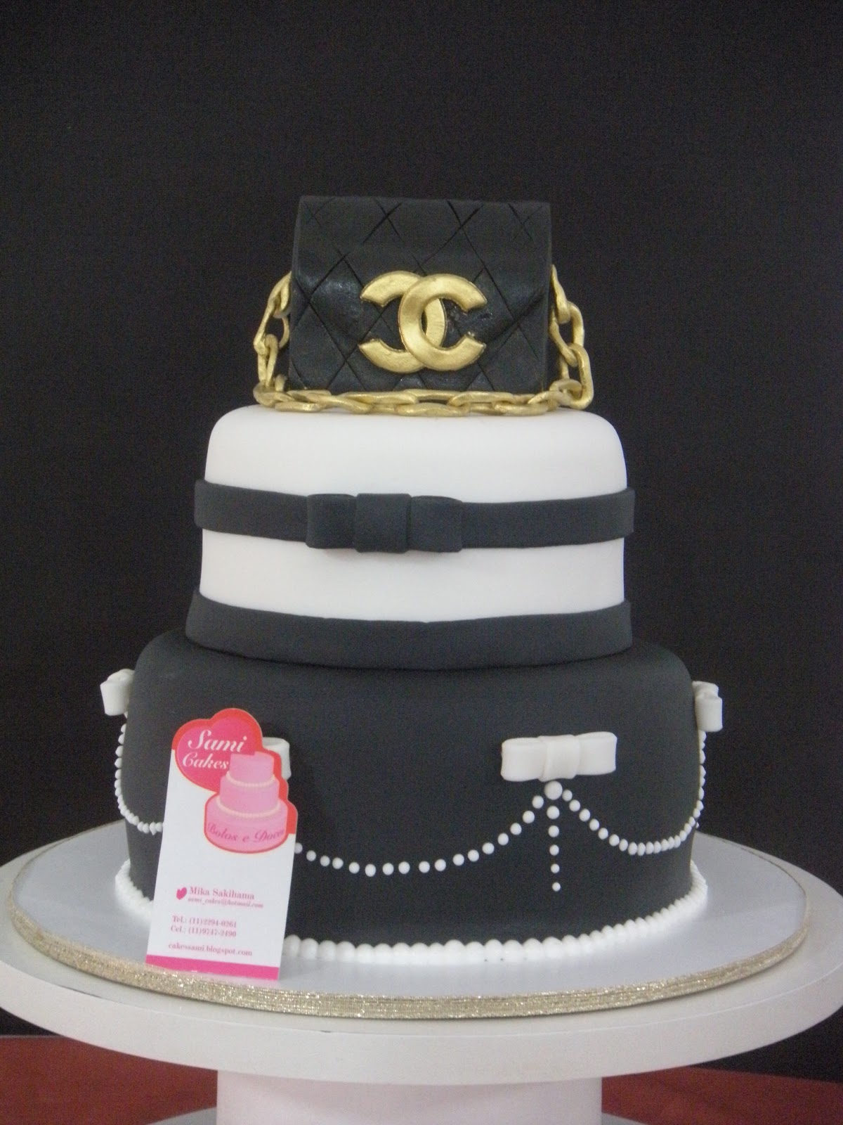 Sami Cakes: Bolo Chanel