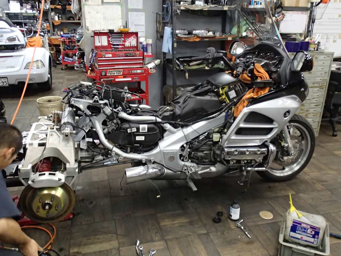 GL1800-CUSTOM.COM: 車検