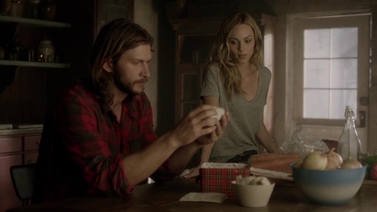 Bitten Tv Series Clay