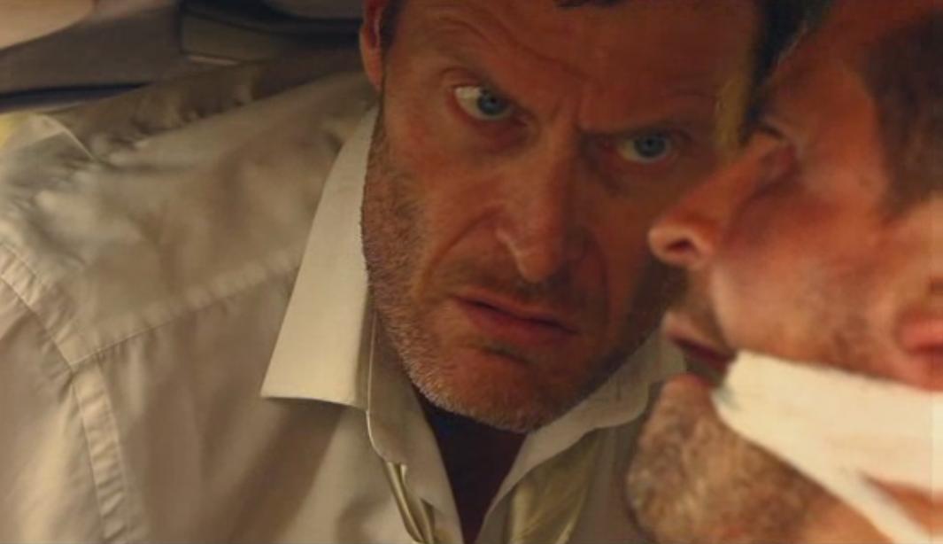 Aroa Domínguez: Mr. Average (Agosto 2010)