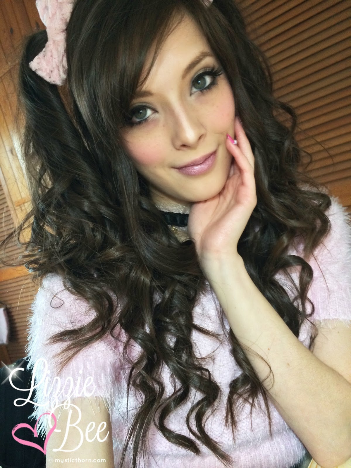 Oh Sweet Agejo~ - Hello Lizzie Bee