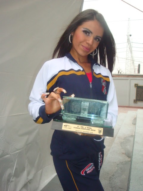 ZONA DE FAMOSOS: ITZEL MARQUEZ PINEDA Y LA HISTORIA EN EL TEATRO ...