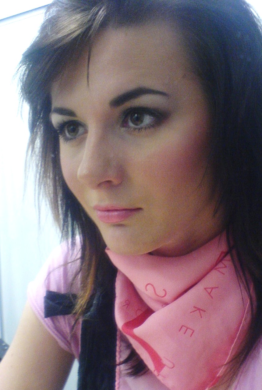 WELCOME: Makeup photos from 2007 :D