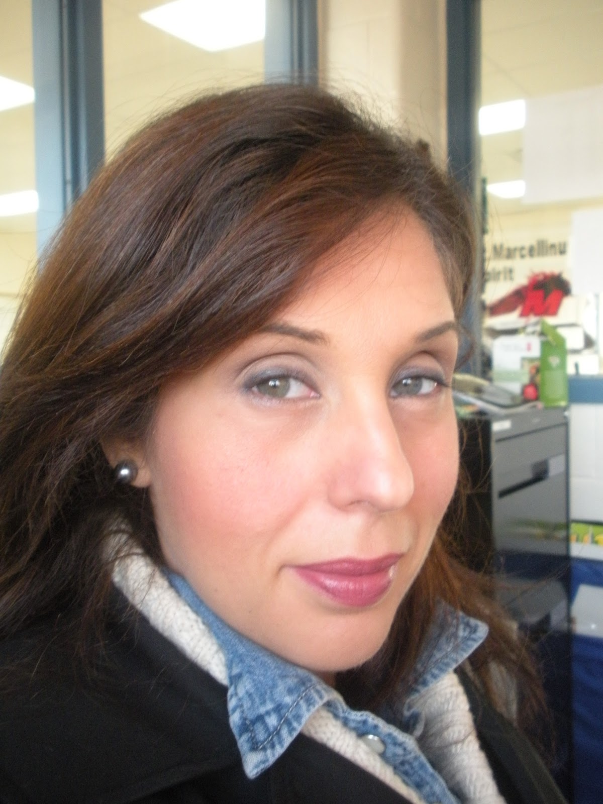 Beauty and Elegance: MAC Fast-Play Lipstick