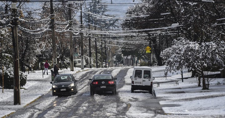 Matt's Weather Rapport: Chile Is Chilly: Snow In Santiago A Contrast To ...