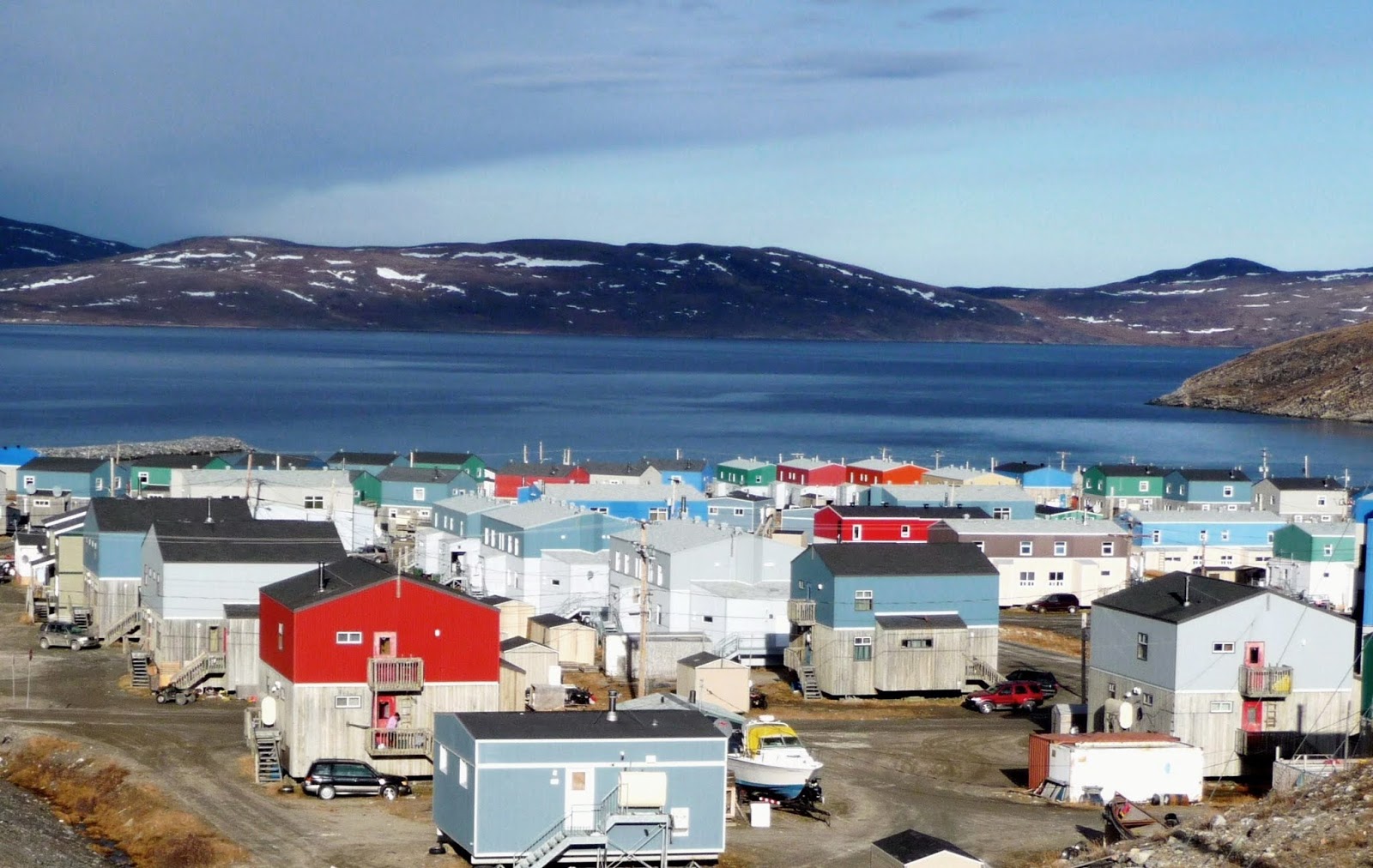 Ultima Thule: Salluit (Sugluk), a sub-arctic inuit village at ...