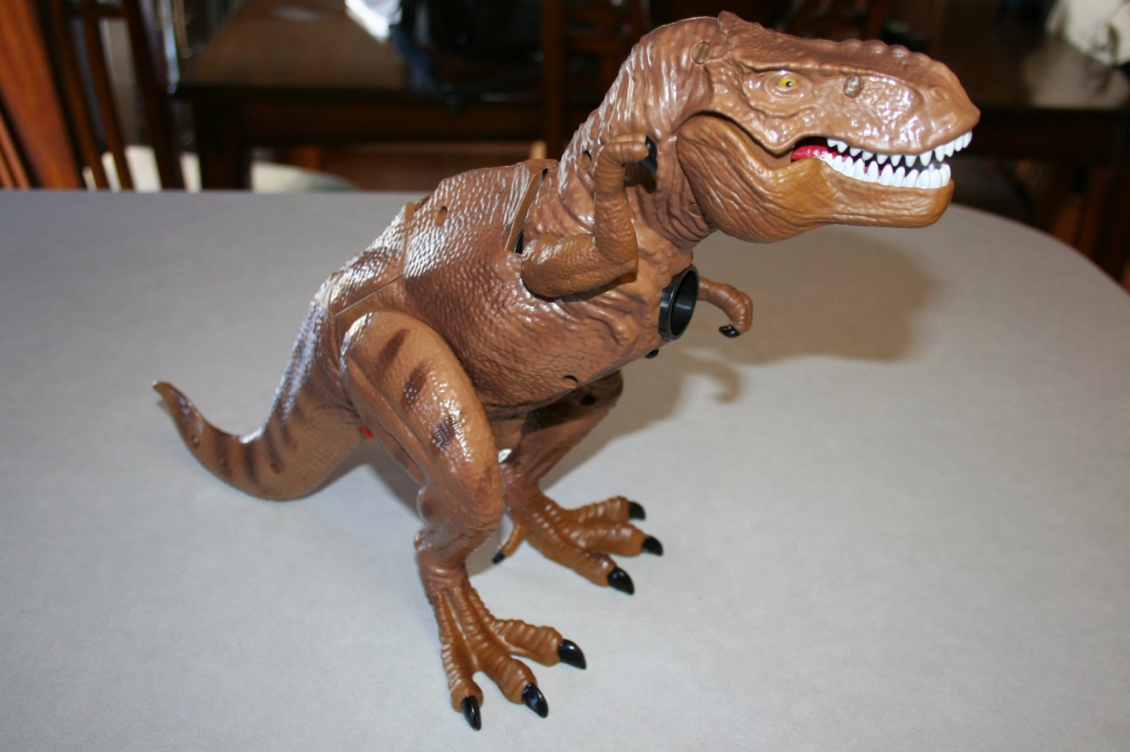I Have A Box Problem: Dinosaur T-Rex Room Guard with Motion Sensor Review