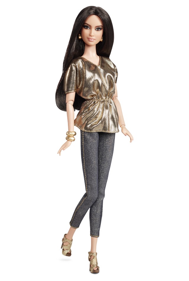 OMG! This doll is... out of the box!: BARBIE BASICS COLLECTION 002.5 ...