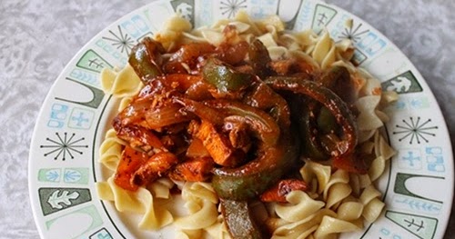 Recipe: Dracula's Chicken Paprika / Va-Voom Vintage | Vintage Fashion ...