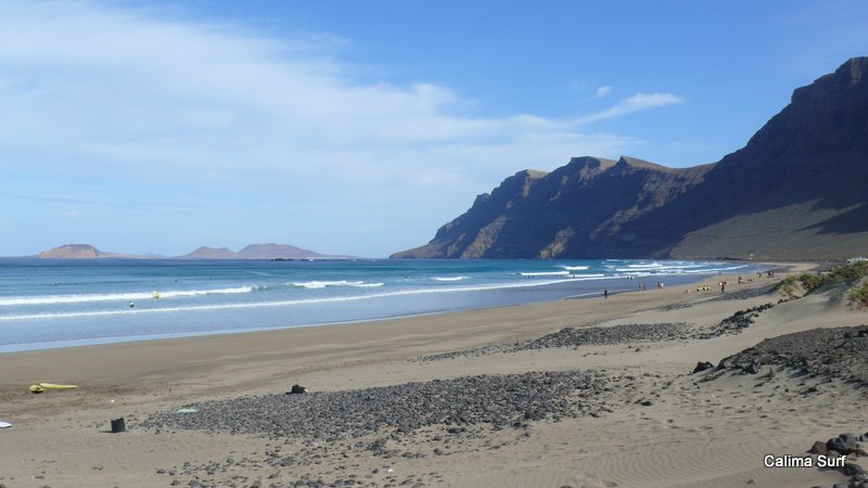 Surf en Famara : Olas en Famara