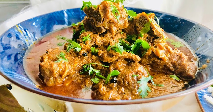 Mutton Rara ( Mutton pieces cooked in minced mutton gravy )