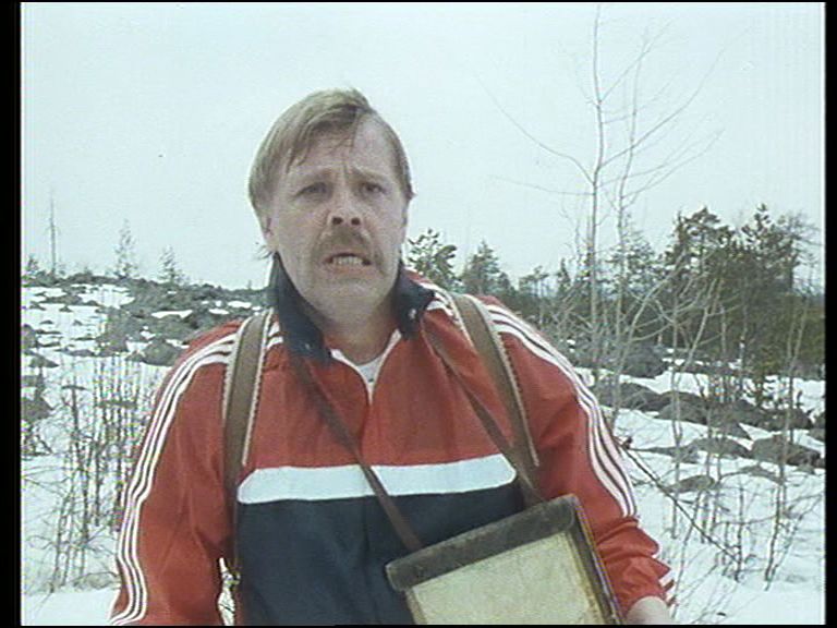 Elokuvahömppää: Huovisen lyhyet erikoiset: viinankätkijä